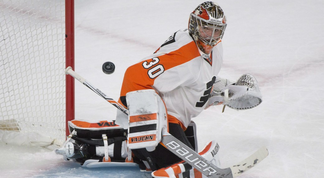 Flyers goaltender Neuvirth out 3 weeks with injury - Sportsnet.ca